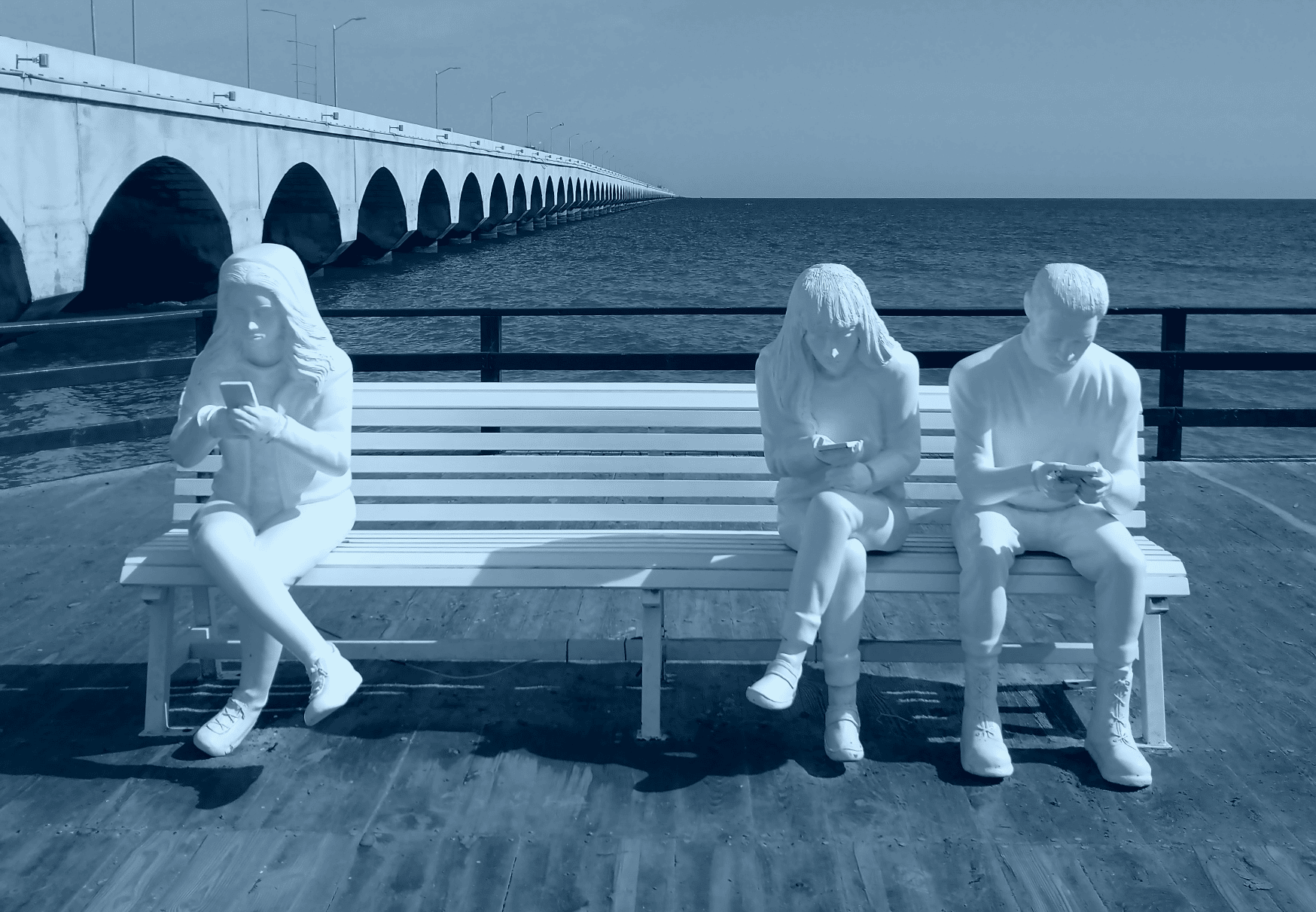 7 Signs Of Disengaged Employees & What You Can Do To Win Them Back